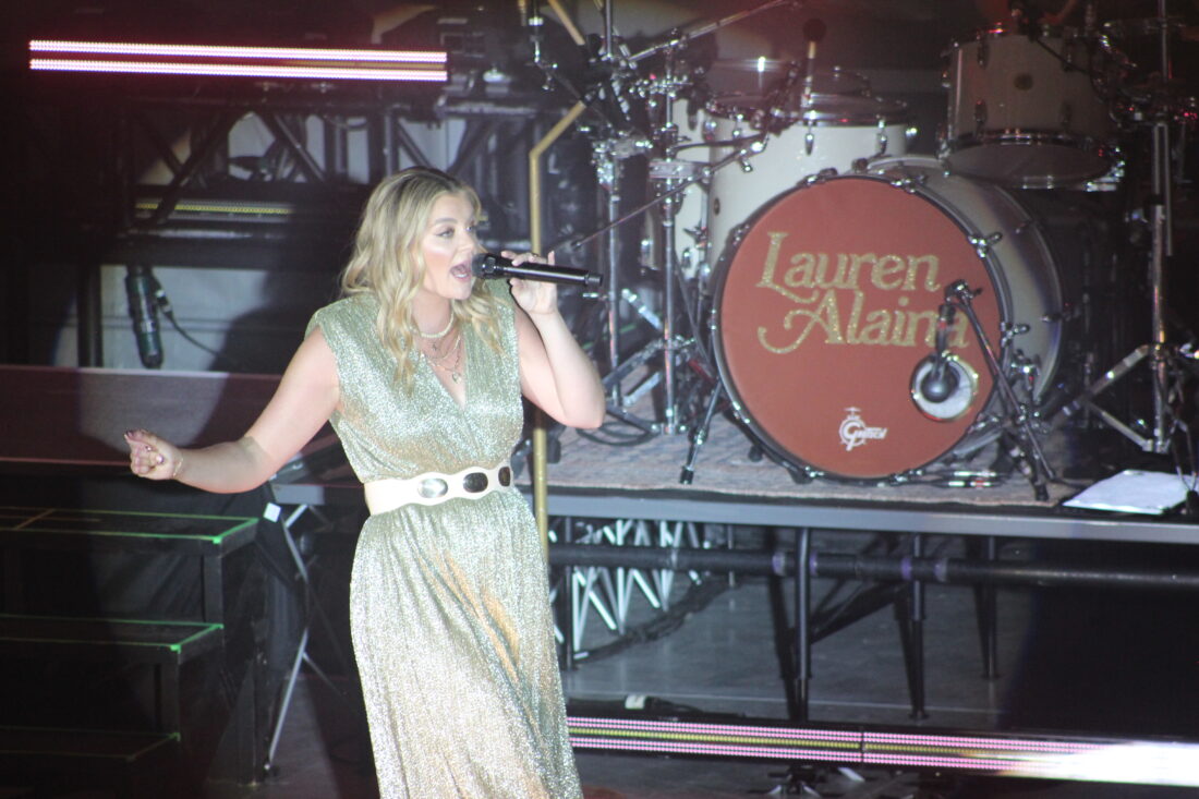 Lauren Alaina and local Blake Schmitz take on Prairie Jam | News ...